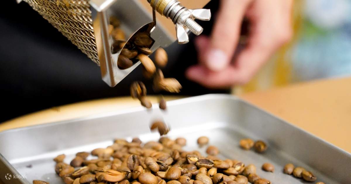 Clase de Tostado de Café de Especialidad y Experiencia de Vertido Manual - Klook Estados Unidos